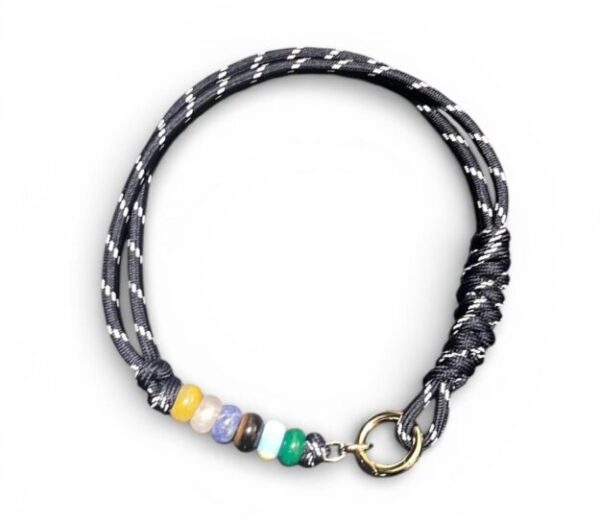 COLLAR ARTESANAL DE CORDEL NEGRO CON PIEDRA - Perlatino